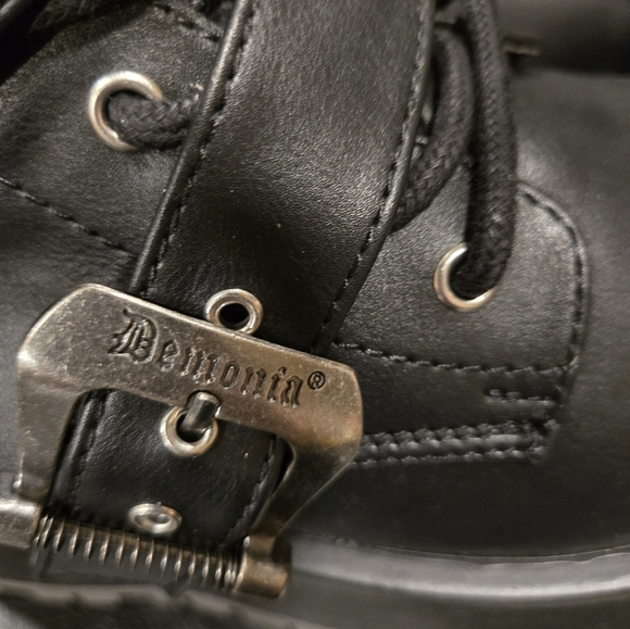 Demonia | Shoes | Demonia Gravedigger Combat Boots | Poshmark